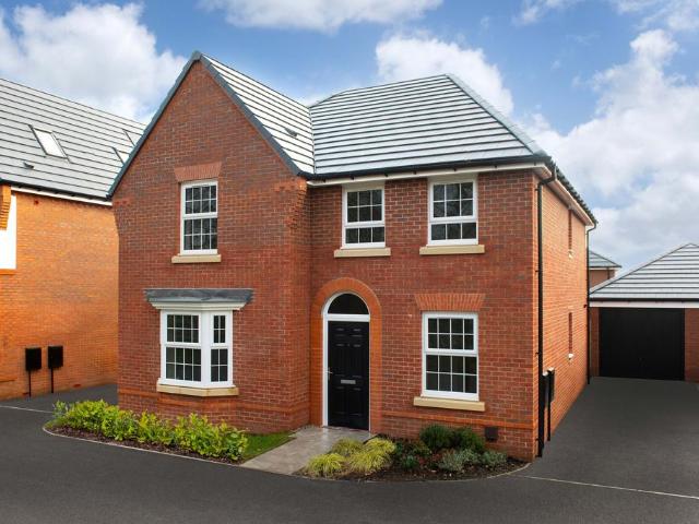 4 bedroom detached house for sale