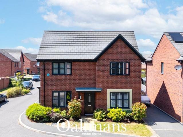 4 bedroom detached house for sale