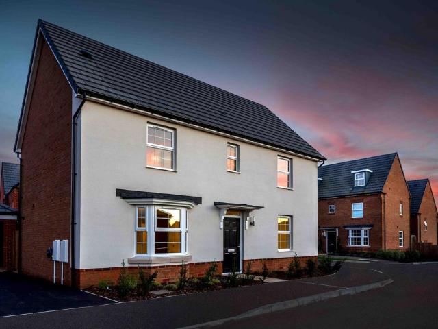 4 bedroom detached house for sale
