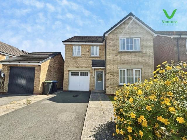 4 bedroom detached house for sale