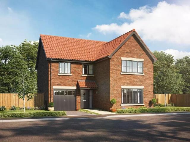 4 bedroom detached house for sale