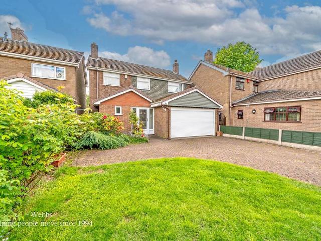 4 bedroom detached house for sale