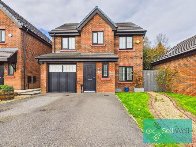 4 bedroom detached house for sale