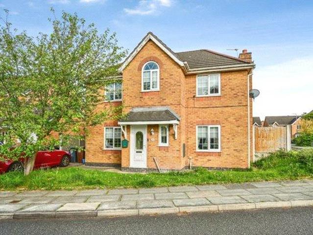 4 bedroom detached house for sale