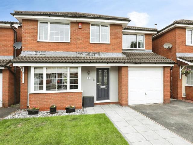 4 bedroom detached house for sale