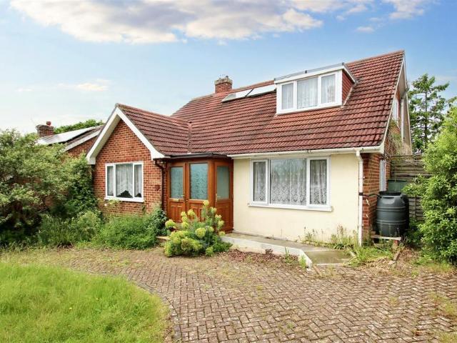 4 bedroom chalet for sale