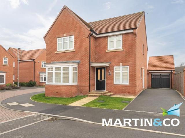 4 bedroom detached house for sale