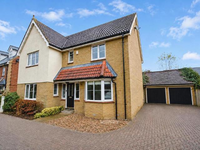 4 bedroom detached house for sale
