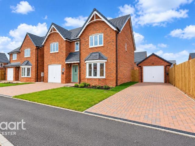 4 bedroom detached house for sale