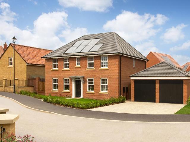 4 bedroom detached house for sale