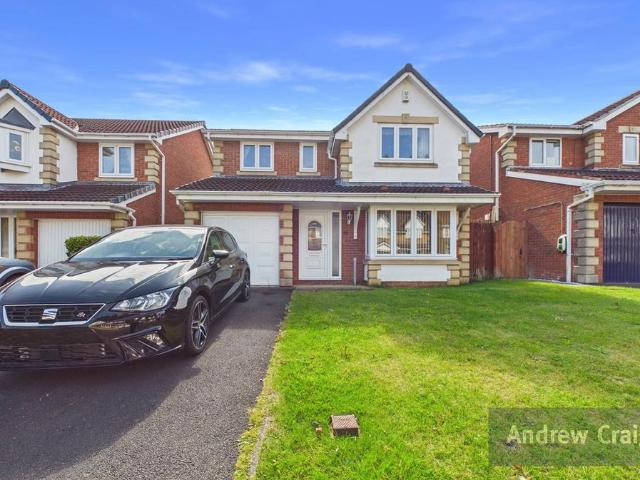 4 bedroom detached house for sale