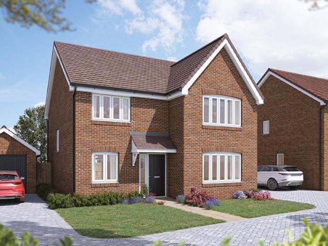 4 bedroom detached house for sale