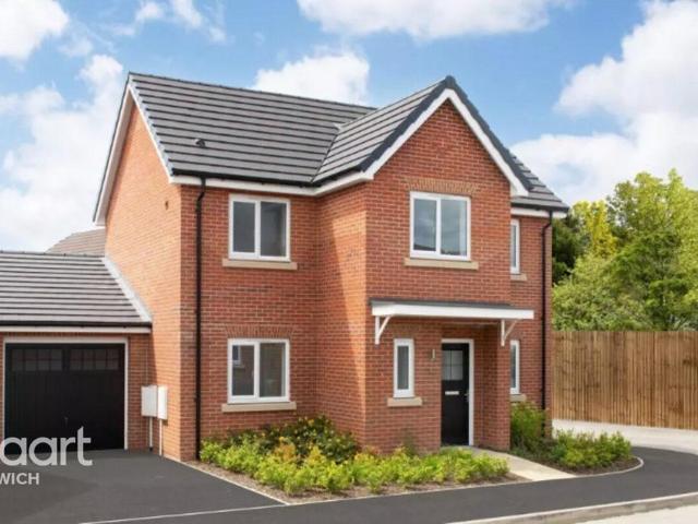 4 bedroom detached house for sale