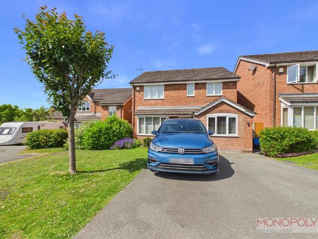 4 bedroom detached house for sale