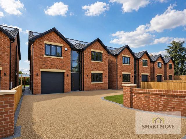 4 bedroom detached house for sale