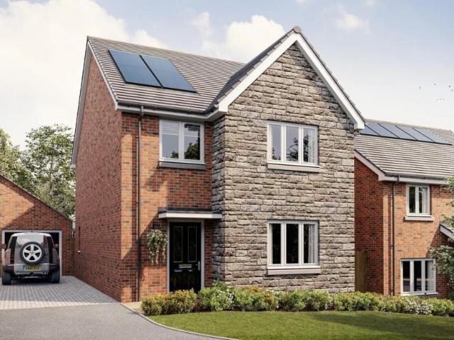 4 bedroom detached house for sale
