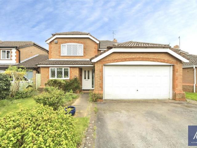 4 bedroom detached house for sale