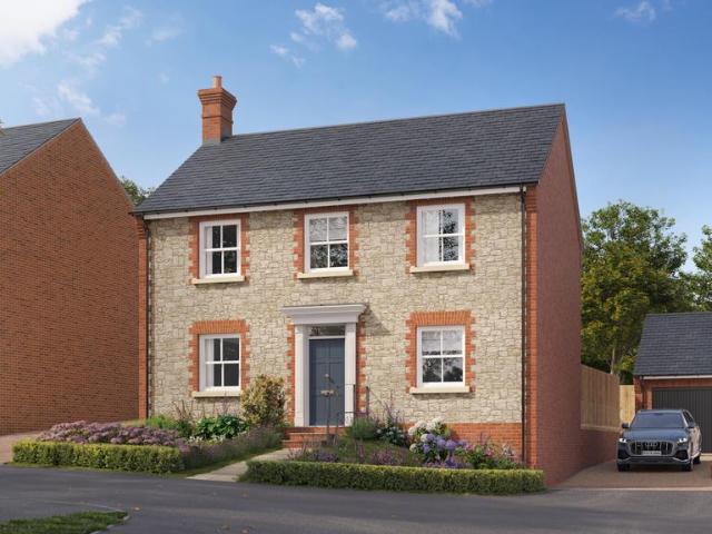 4 bedroom detached house for sale