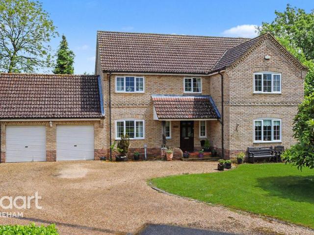4 bedroom detached house for sale