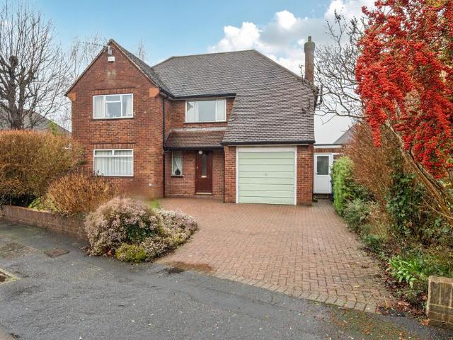 4 bedroom detached house for sale
