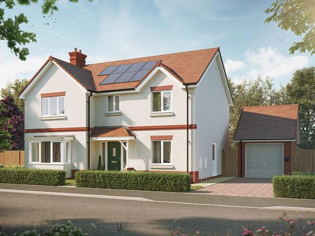 4 bedroom detached house for sale