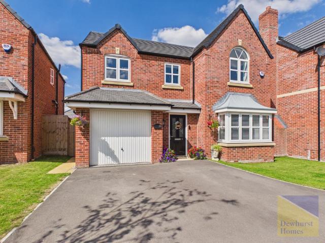 4 bedroom detached house for sale