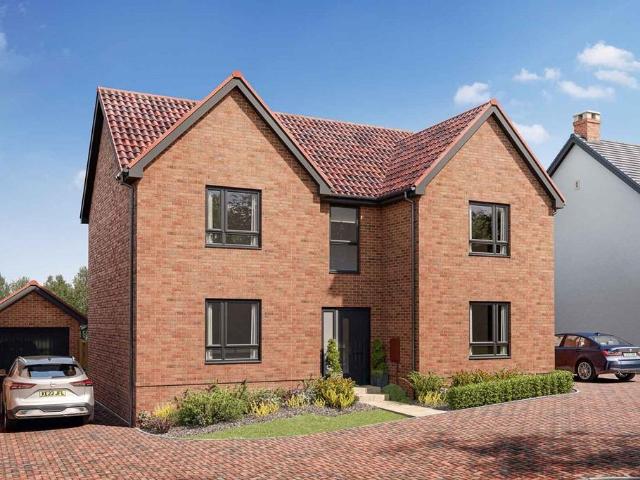 4 bedroom detached house for sale
