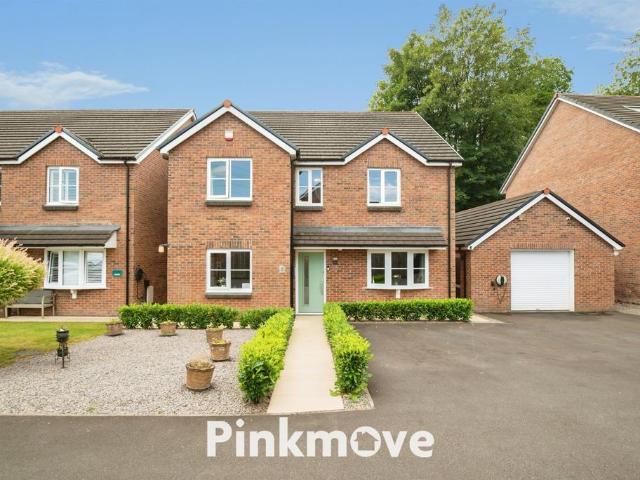 4 bedroom detached house for sale