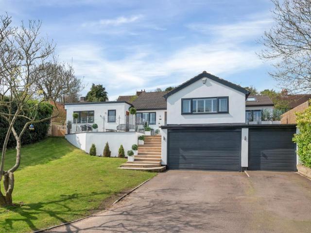 4 bedroom detached bungalow for sale