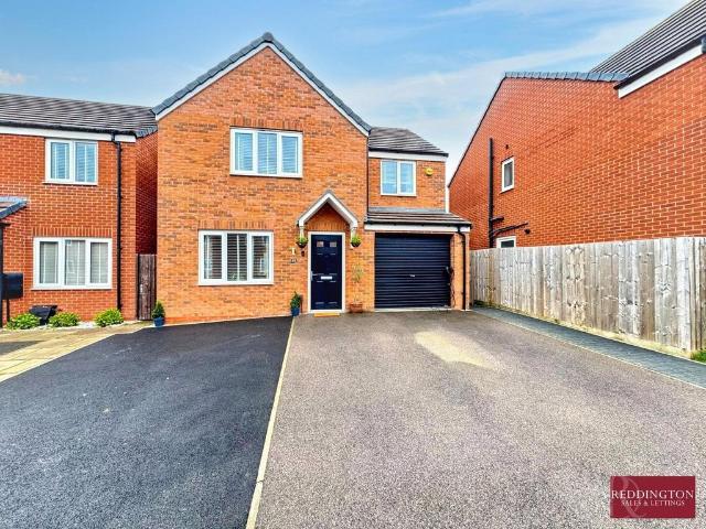 4 bedroom detached house for sale