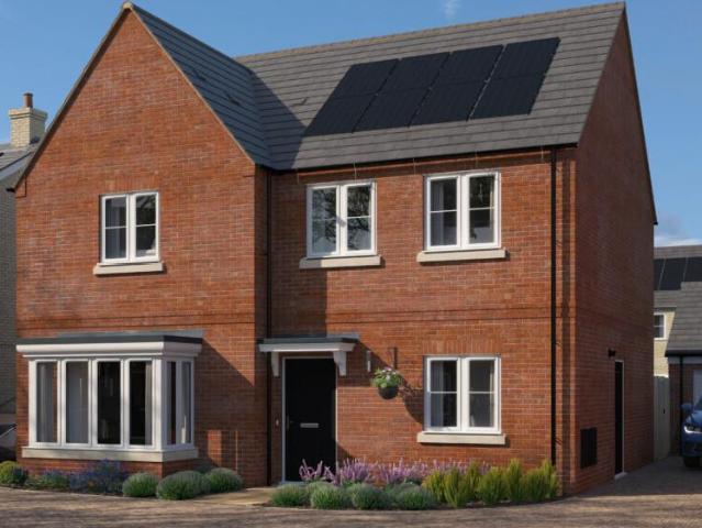 4 bedroom detached house for sale