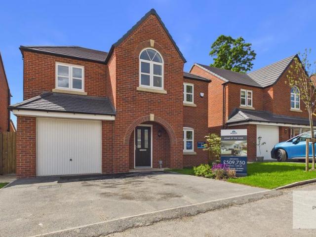 4 bedroom detached house for sale