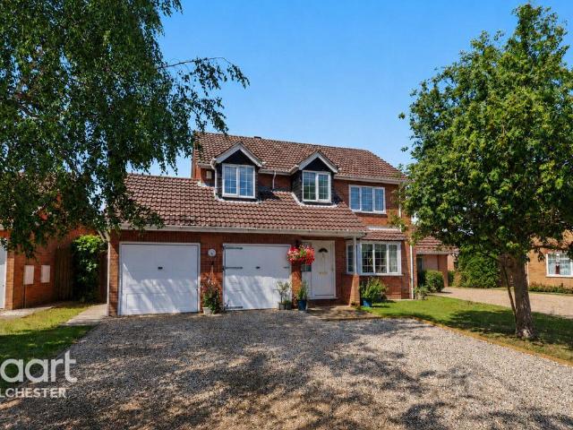 4 bedroom detached house for sale