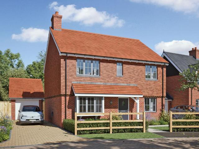 4 bedroom detached house for sale