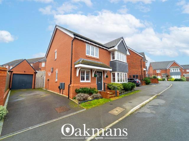 4 bedroom detached house for sale