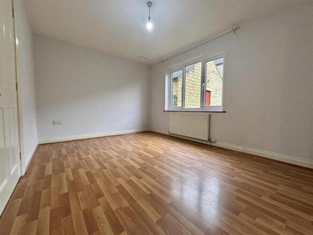 4 bedroom detached house for sale in 3 Thornfield Close, Lockwood, Huddersfield, HD4 5HW, HD4