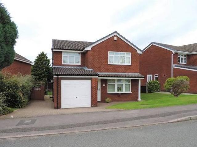 4 bedroom detached house for sale in 12 Irk Vale Drive North Chadderton OL1 2TW OL1