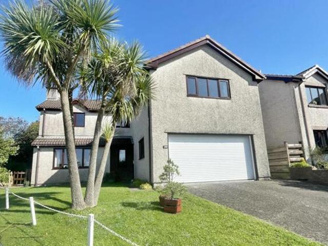 4 Bedroom Detached House For Sale In 141 Dreeym Beary, Tromode Park