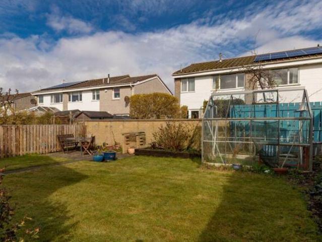 4 bedroom detached house for sale in 25 Buckstone Loan, Edinburgh, EH10 6UD, EH10