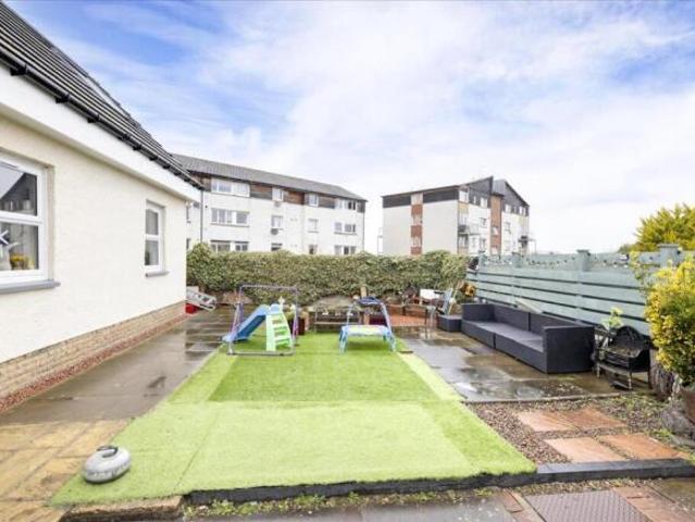 4 bedroom detached house for sale in 28 Newtoft Street, Edinburgh, EH17