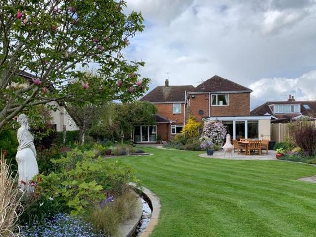4 Bedroom Detached House For Sale In 29 Blow Row, Epworth