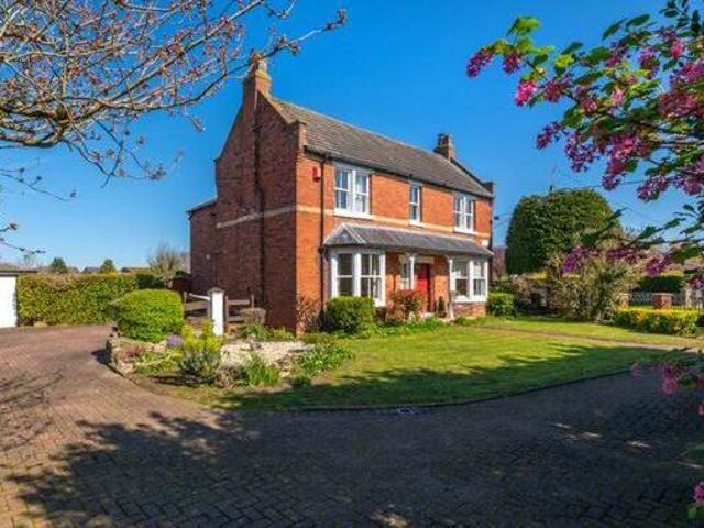4 Bedroom Detached House For Sale In 2 Church Road, Saxilby