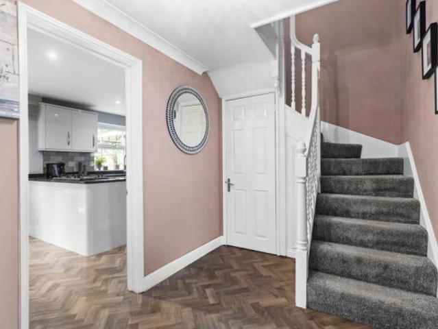 4 bedroom detached house for sale in 33 Corfe Avenue, Worcester. WR4 0EB, WR4
