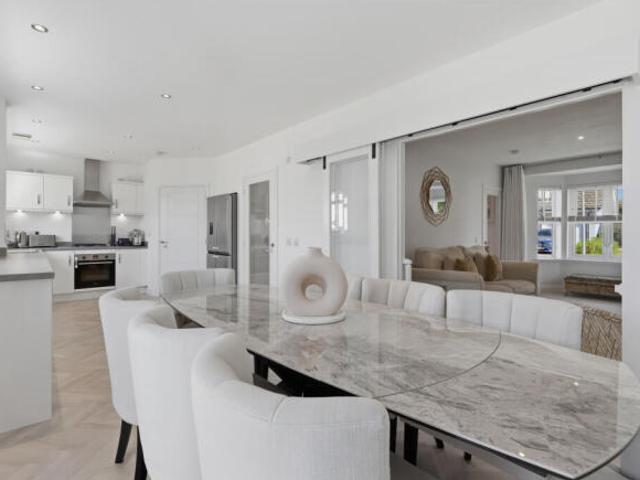 4 bedroom detached house for sale in 4 Lint Mill Road, Lenzie, Glasgow, G66
