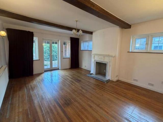 4 bedroom detached house for sale in 52 Bushey Grove Road, Bushey, Hertfordshire, WD23 2JJ, WD23
