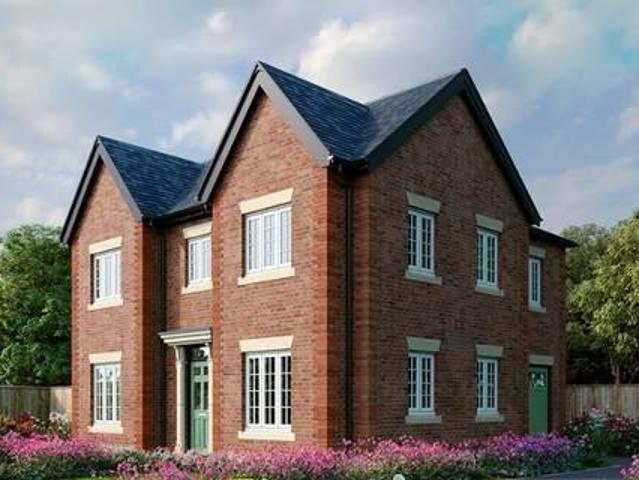 4 bedroom detached house for sale in 54 Wingates Lane Westhoughton Bolton BL5 BL5