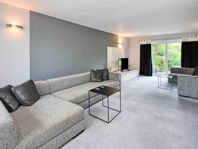 4 bedroom detached house for sale in 73 Cranmere Avenue, Tettenhall, Wolverhampton, WV6 8TR, WV6
