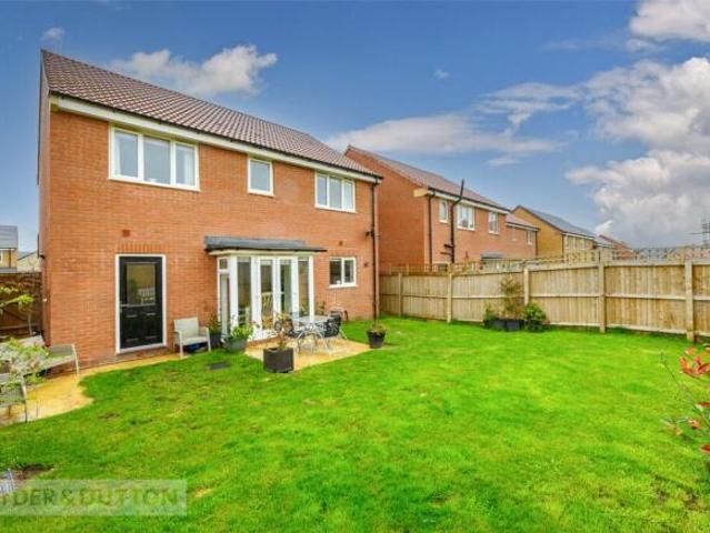 4 bedroom detached house for sale in Cote View, Fixby, Huddersfield, West Yorkshire, HD2