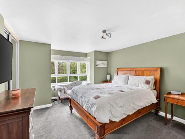 4 bedroom detached house for sale in Cotswold Way, Whitehouse, Milton Keynes, MK8