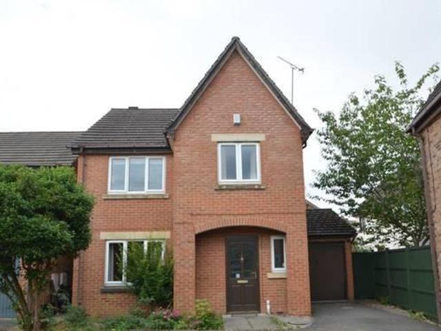 4 bedroom detached house for sale in Court View Stonehouse GL10